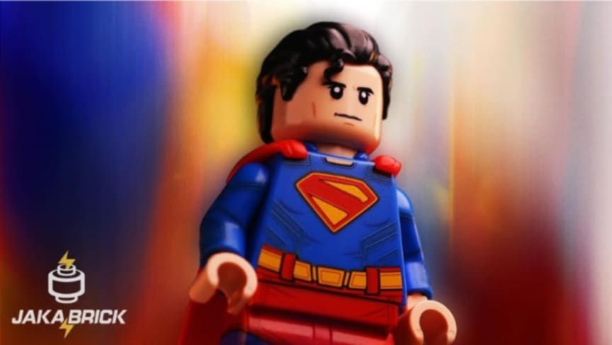 Super Savivor & Cheeky Canine - Tier One Bricks