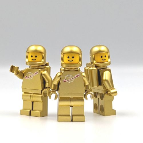 Gold Astronaut Lego
