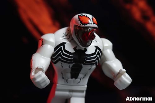 Venom white - Tier One Bricks